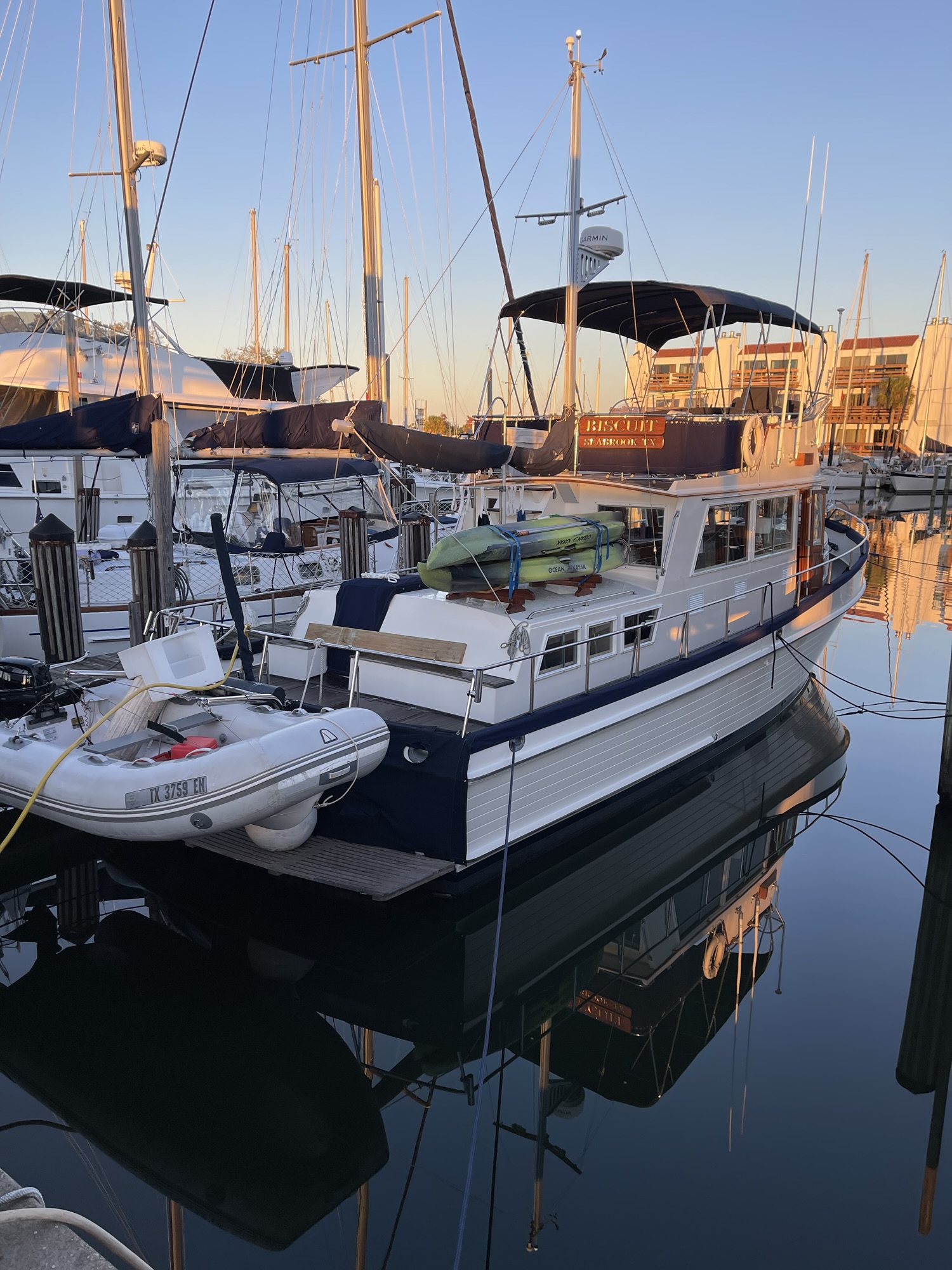 Day 12 (12/19/25) – Layover at Orleans Marina – Biscuit On The Move